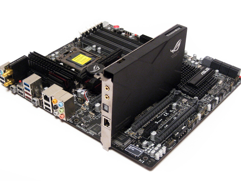 Closer Look: ASUS Rampage II Black Edition - ASUS Rampage III Black ...