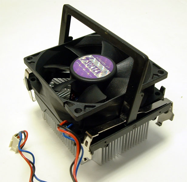 Installation, part 1 - Soltek Qbic SL-3901a K8T800Pro 939 Cube - Page 4