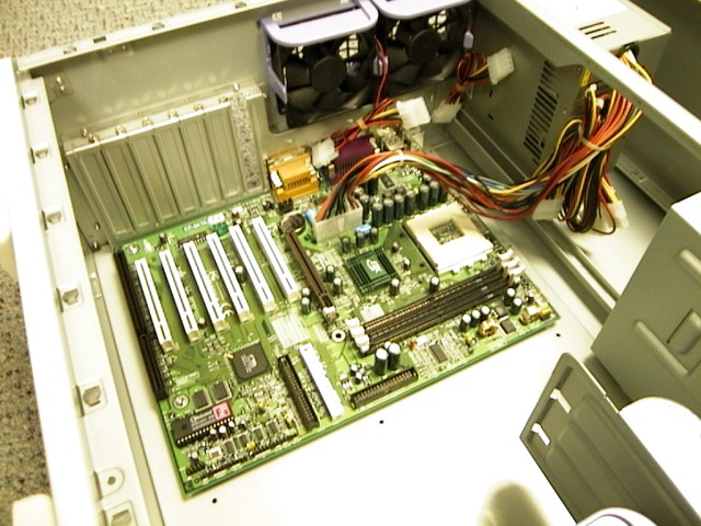 The Case's Fans & Final Thoughts - Antec SX830 Full Tower Case Review ...