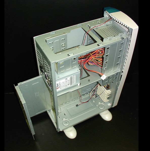 Design, Flaws & Final Thoughts - AOpen HQ08 Full Tower Case Review - Page 2