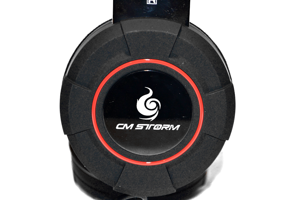 CM Storm Ceres-400 Closer Look - Cooler Master CM Storm Ceres-400 ...