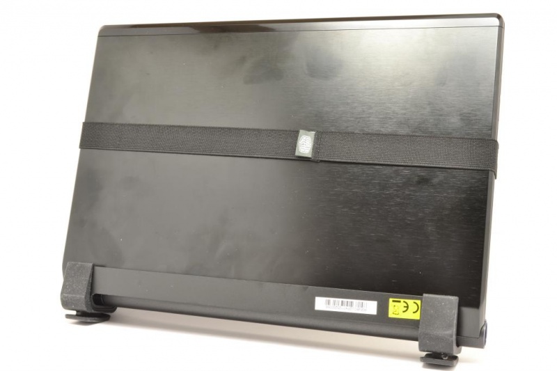 CM NotePal U2 Plus: Closer Look - Cooler Master NotePal U2 Plus Cooling ...