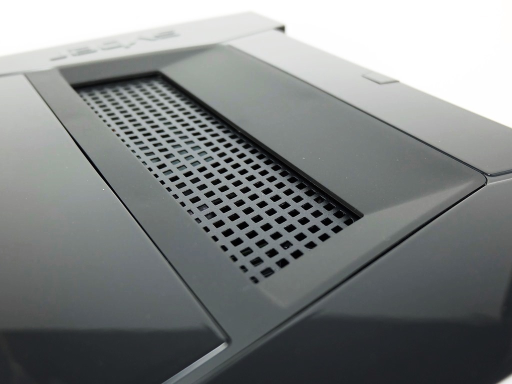 Closer Look - CyberPowerPC Syber Vapor I Review - Page 3