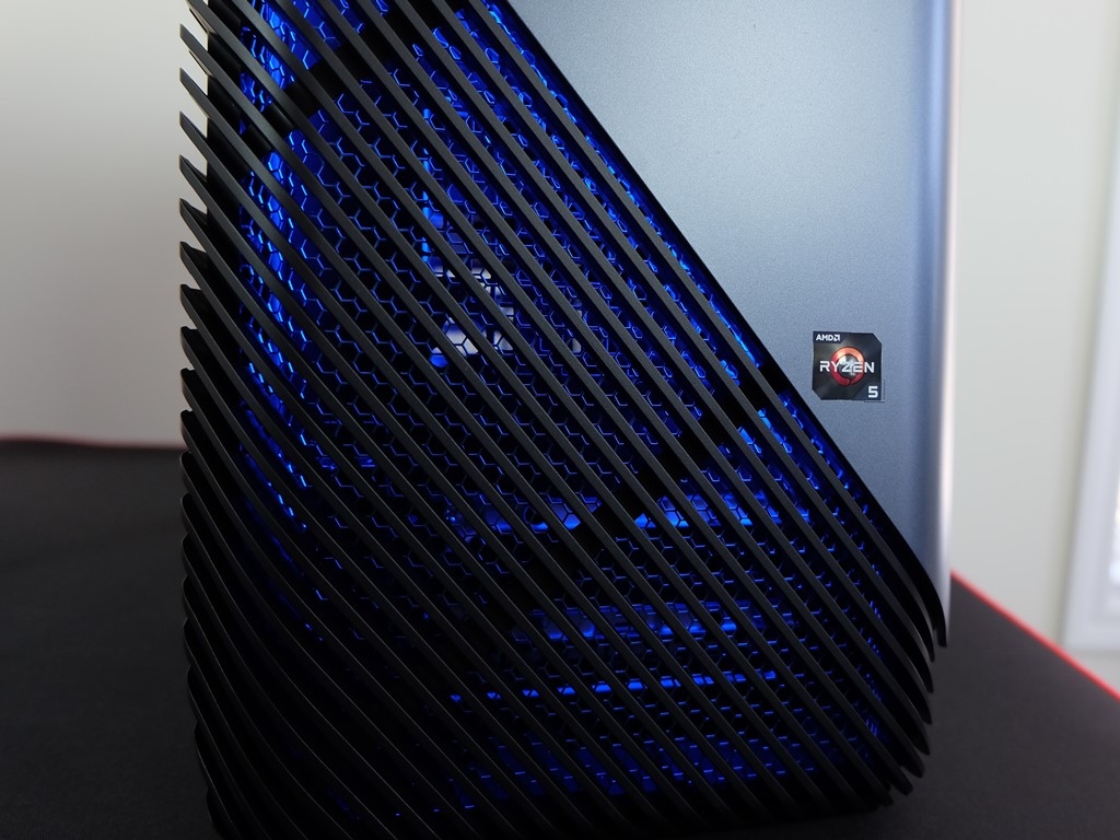 Dell Inspiron 5675 Gaming Desktop Review - Introduction and Closer Look