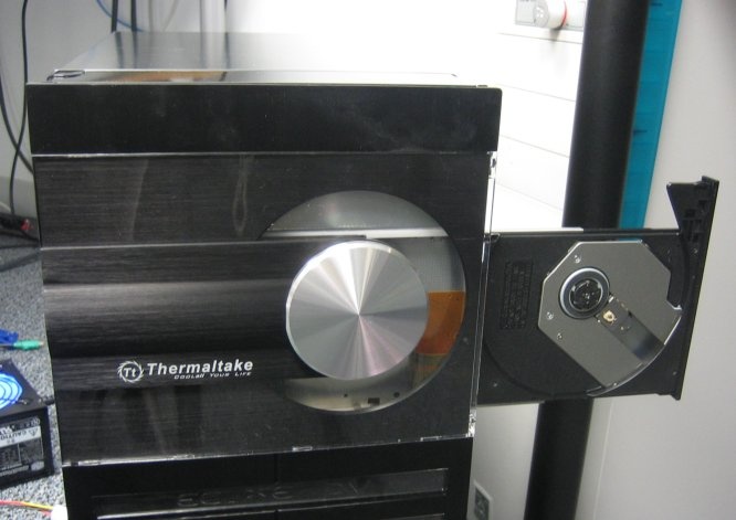 The Front - Thermaltake Eclipse DV V6000 - Page 3