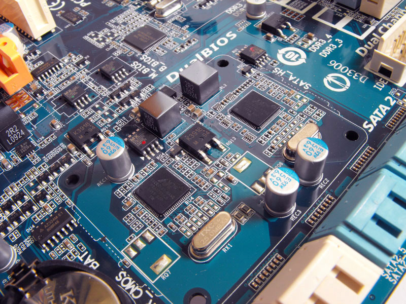 Gigabyte P55-UD5 & Core i5 Platform Preview - Introduction & Early Look ...