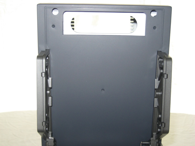 Installation - GMC R4 Bulldozer Case Review - Page 3
