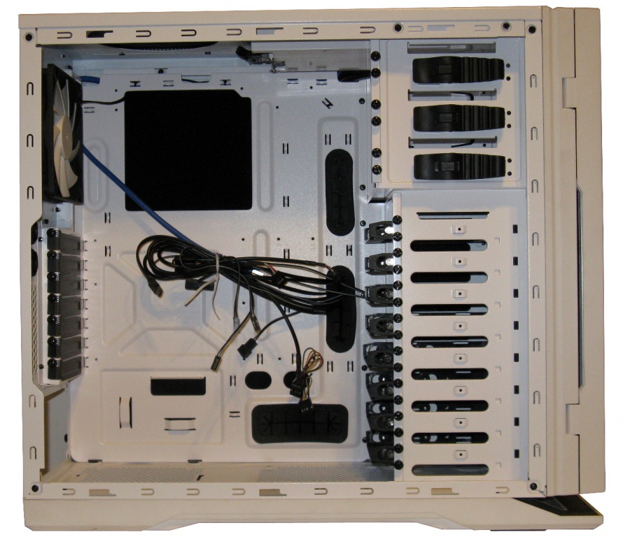 Closer Look: The Interior - NZXT H2 Classic Silent Case Review - Page 3