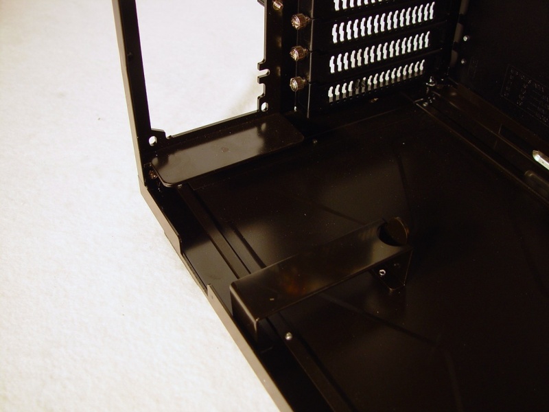 Installation - NZXT Panzerbox - Page 3