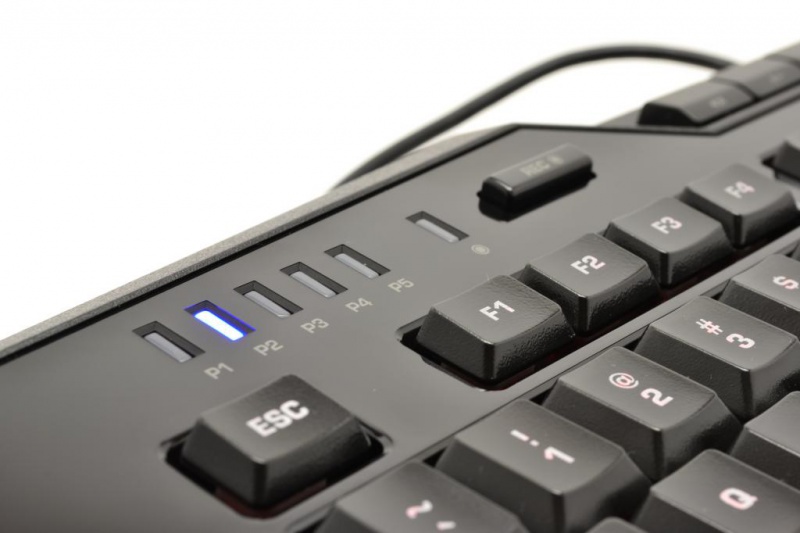ROCCAT Isku FX: Closer Look - ROCCAT Isku FX Gaming Keyboard Review ...