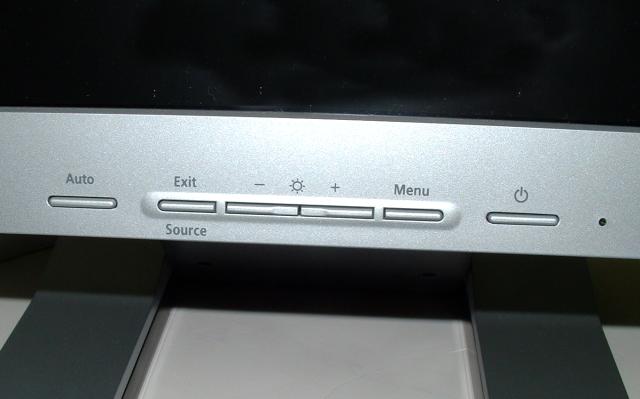 Samsung 152T TFT LCD Review - Samsung 152T TFT LCD Review