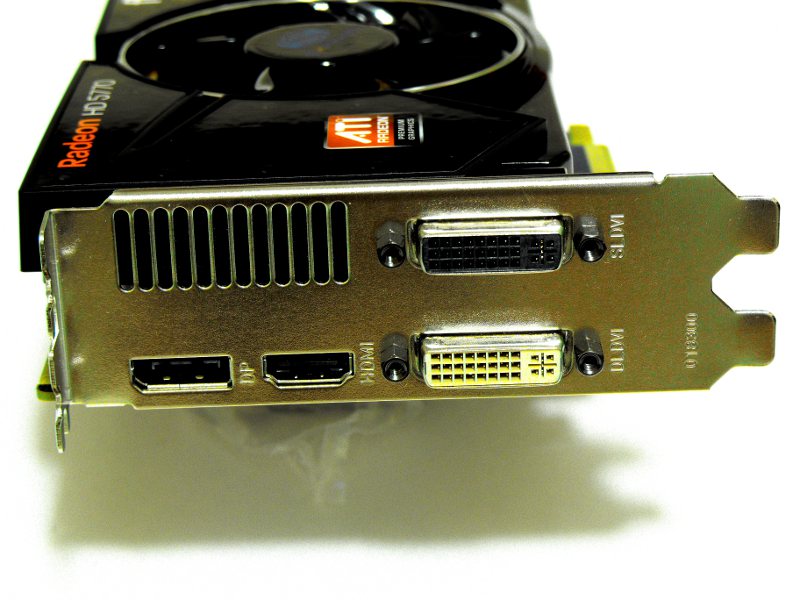 Box, Bundle, Impressions - Sapphire HD 5770 FLEX Review - Page 2