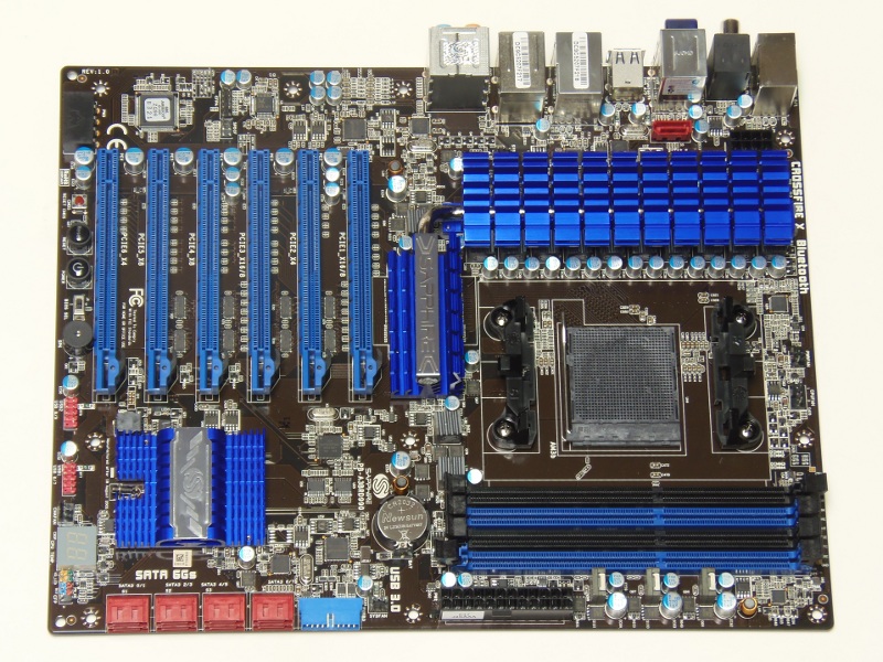 Closer Look - Sapphire Pure Black 990FX Motherboard Review - Page 2