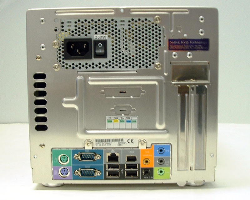 Features - Soltek Qbic EQ3801a - Page 3