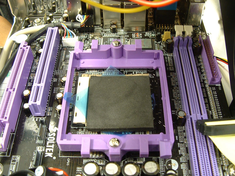 Installation, part 1 - Soltek Qbic EQ3801a - Page 4