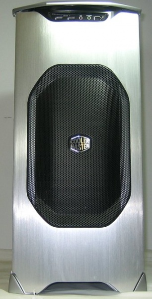 External Features - Cooler Master Stacker 830 Review - Page 2