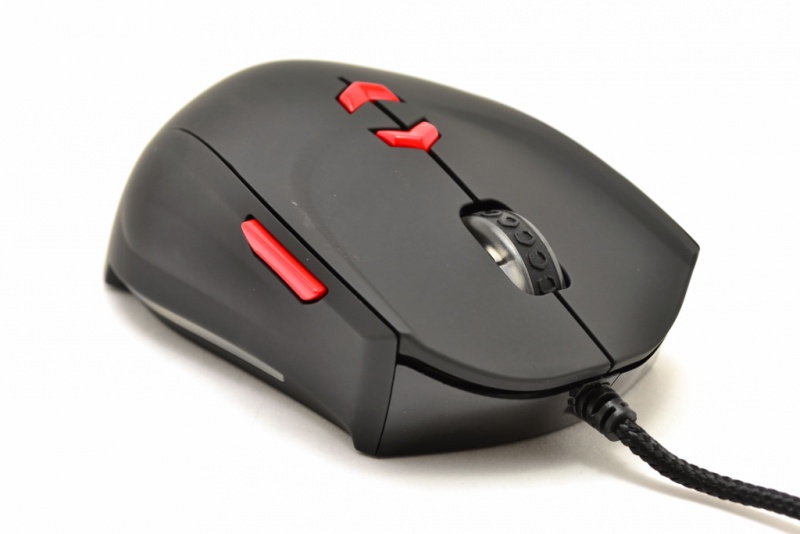 Tt eSPORTS THERON Infrared: Closer Look - Tt eSPORTS THERON Infrared ...