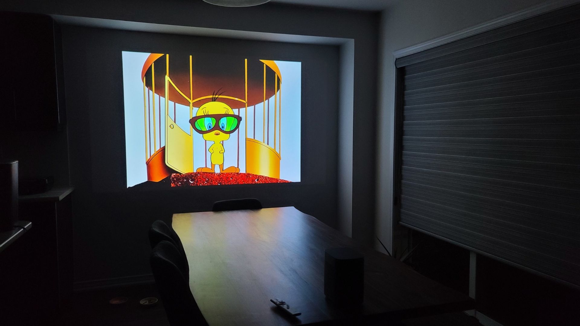 XGIMI Halo Portable Android TV Projector Review - XGIMI Halo Portable ...