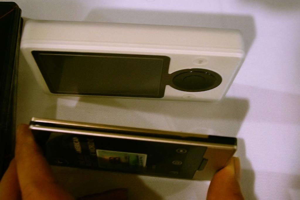 Zune HD Preview - Impressions & Specs