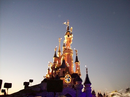 disney_castle_7.jpg from Stitch - hosted by Neoseeker