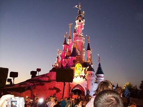disney_castle_8.jpg from Stitch - hosted by Neoseeker
