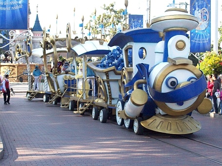 disney_character_express.jpg from Stitch - hosted by Neoseeker