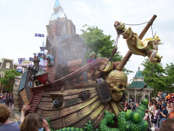 disney_parade_20.jpg from Stitch - hosted by Neoseeker