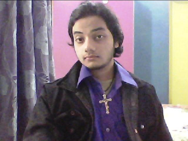 darshd_jacket_side_posecross.jpg from DarshD - hosted by Neoseeker