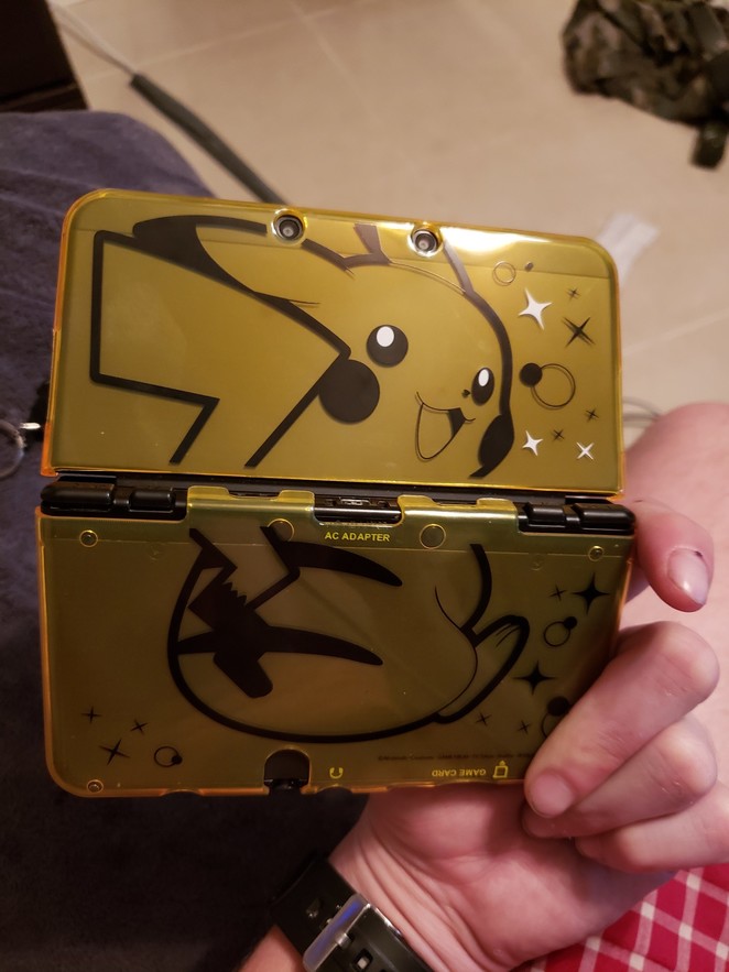 New 3ds small version with Pikachu Decal and case from insanoflex7 ...