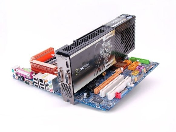 GPU powerhouse: the XFX 9800GX2 - Power at a price