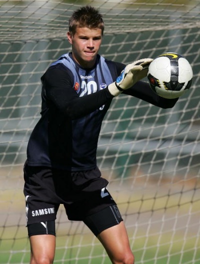 Mitchell Langerak - Football Manager Wiki - Neoseeker