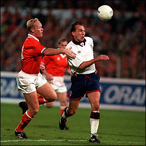 David Platt - Pro Evolution Soccer Wiki - Neoseeker