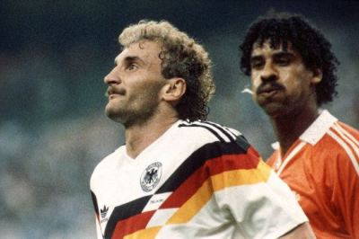 Rudi Voller - Pro Evolution Soccer Wiki - Neoseeker